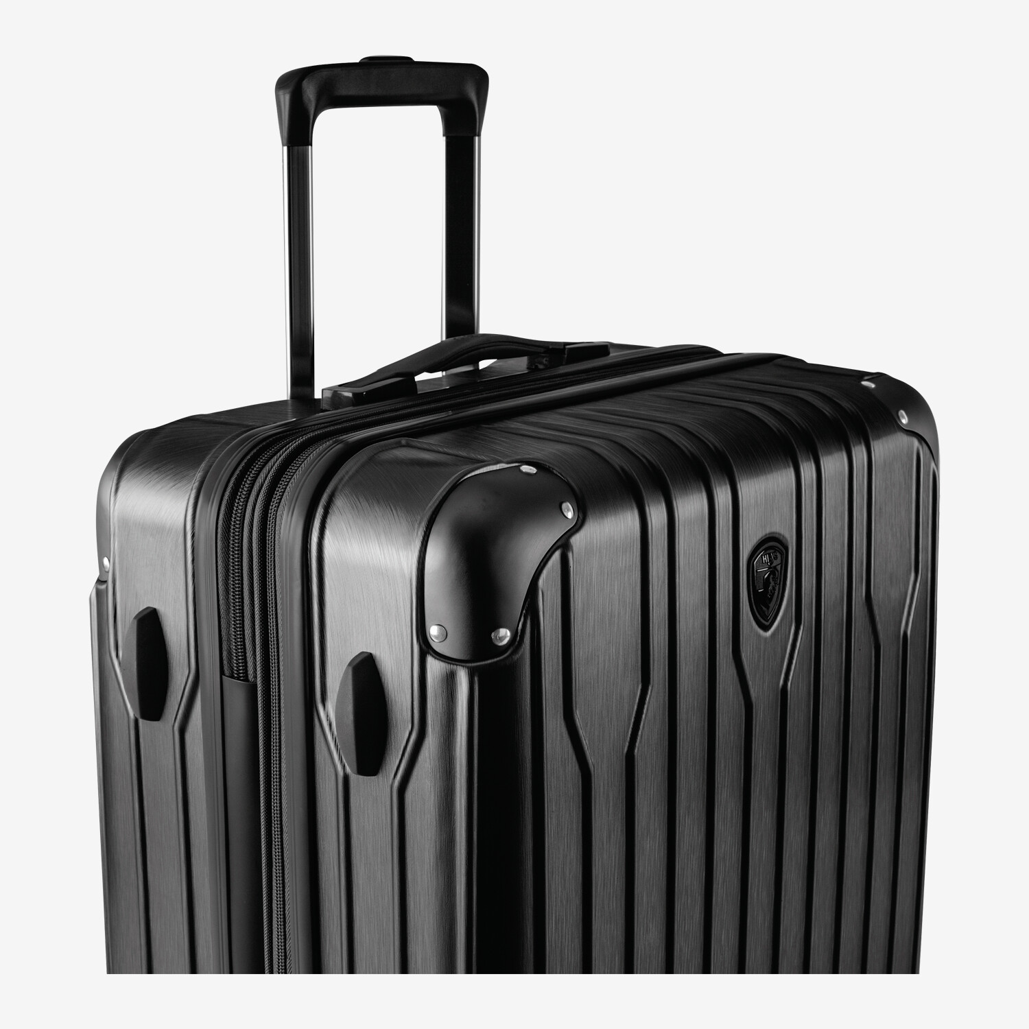 Heys Xtrak 30″ Trolley (expandable), Black - Worldshop