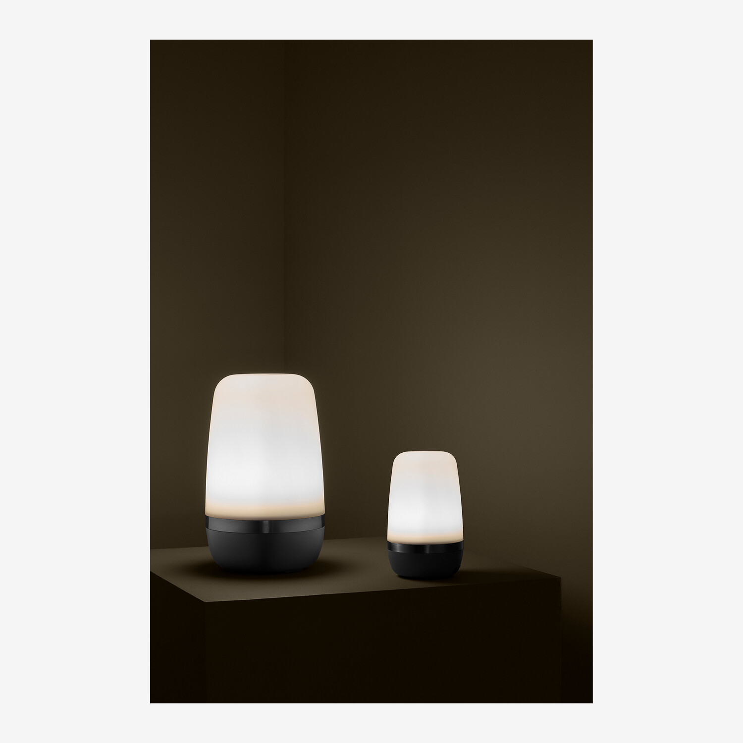 blomus SPIRIT LED-Outdoor-Leuchte L, Warm Gray - Worldshop