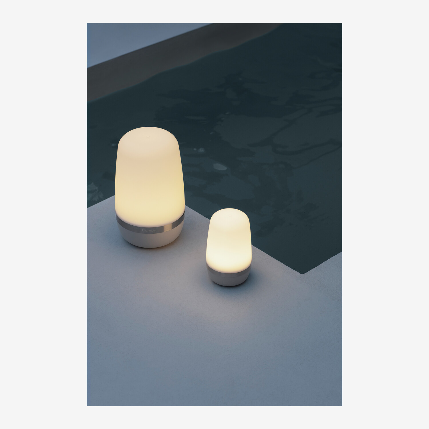 blomus SPIRIT LED-Outdoor-Leuchte L, Warm Gray - Worldshop