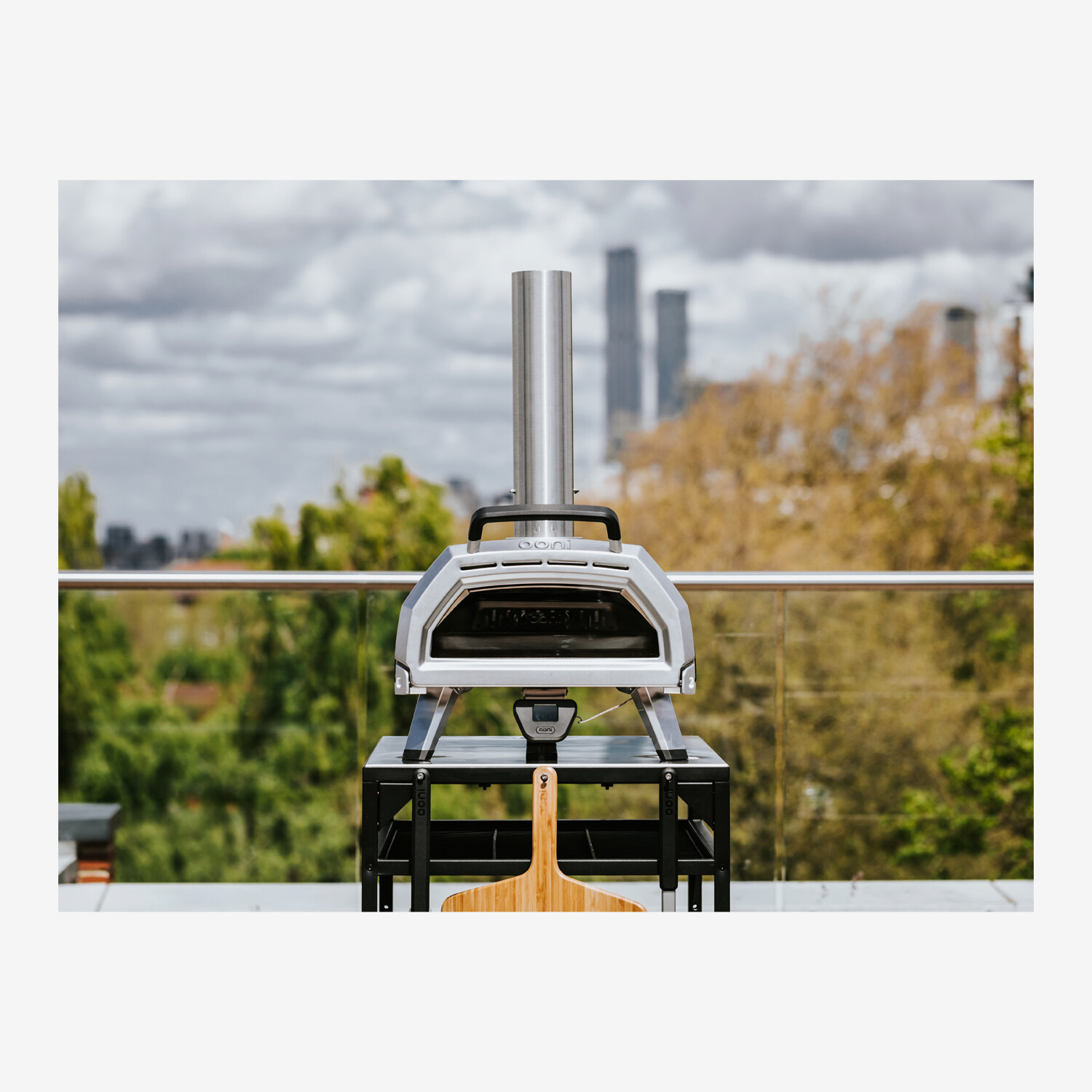 Ooni Karu 16 Multi-Fuel Pizza Oven - Worldshop