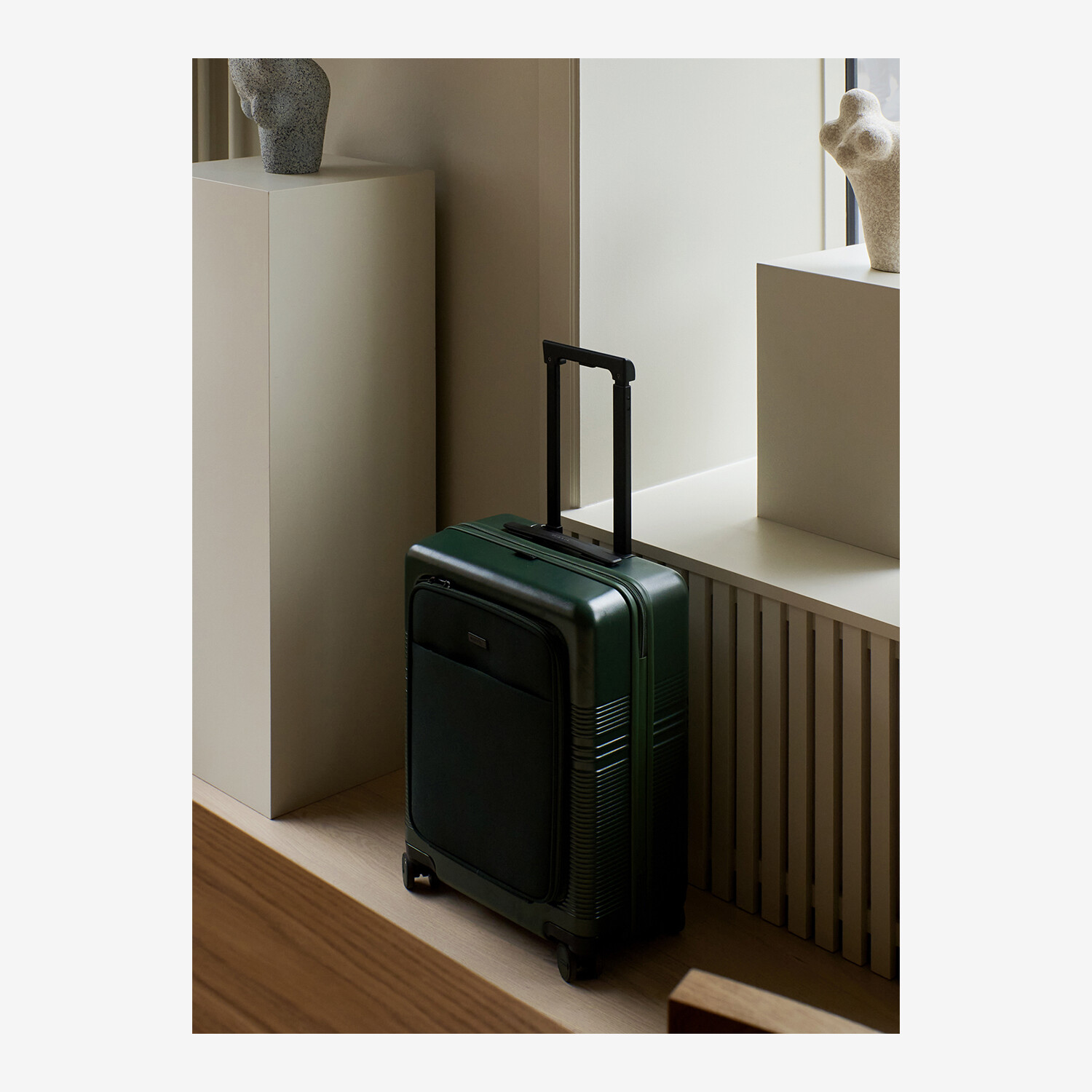 NORTVI Front Pocket Cabin Trolley, Rainforest Green - Worldshop