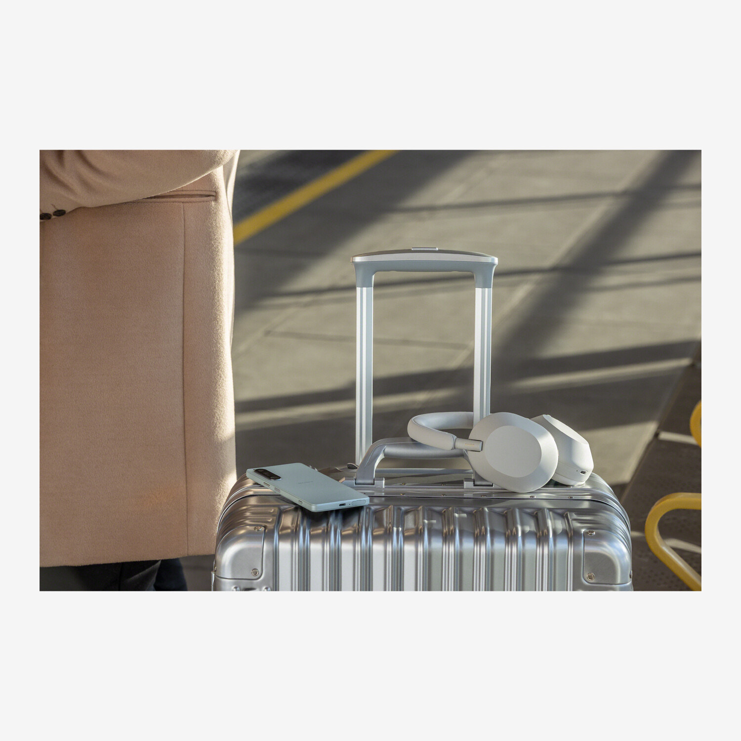 Sony WH-1000XM5 Noise-Cancelling Headphones, Silver - Worldshop