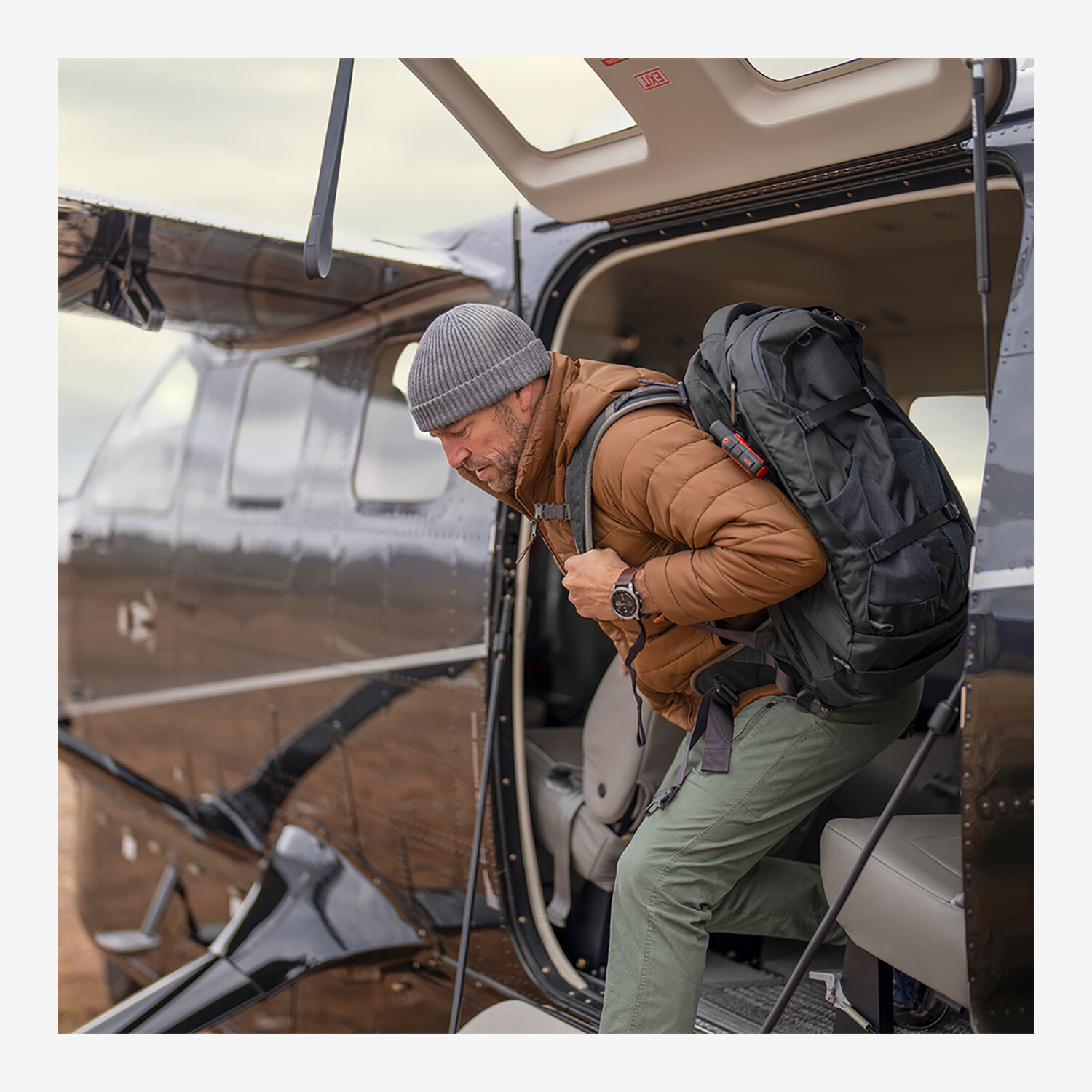 Garmin D2™ Mach 1 Aviator Smartwatch mit Lederarmband, Schwarz/Braun ...